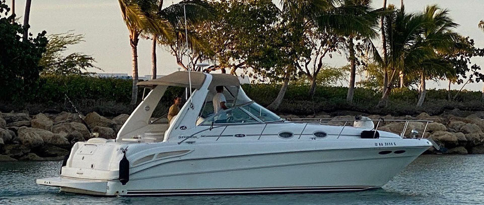 Hawaii Boats and Yachts Magazine