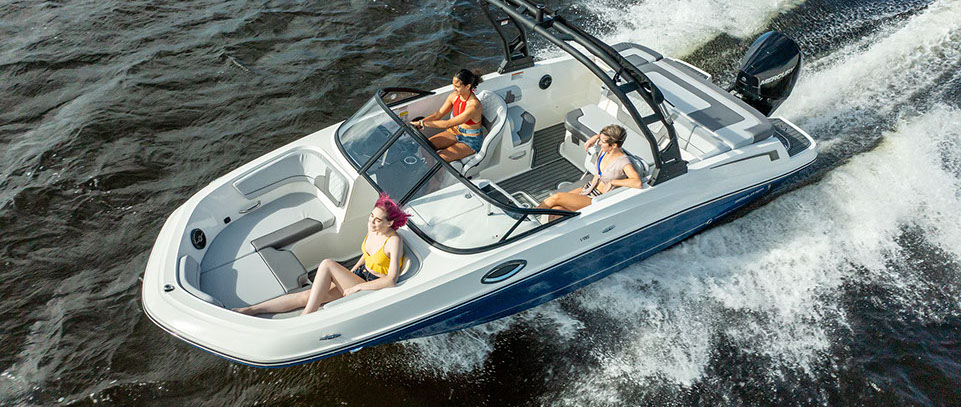 Hawaii Boats and Yachts Magazine